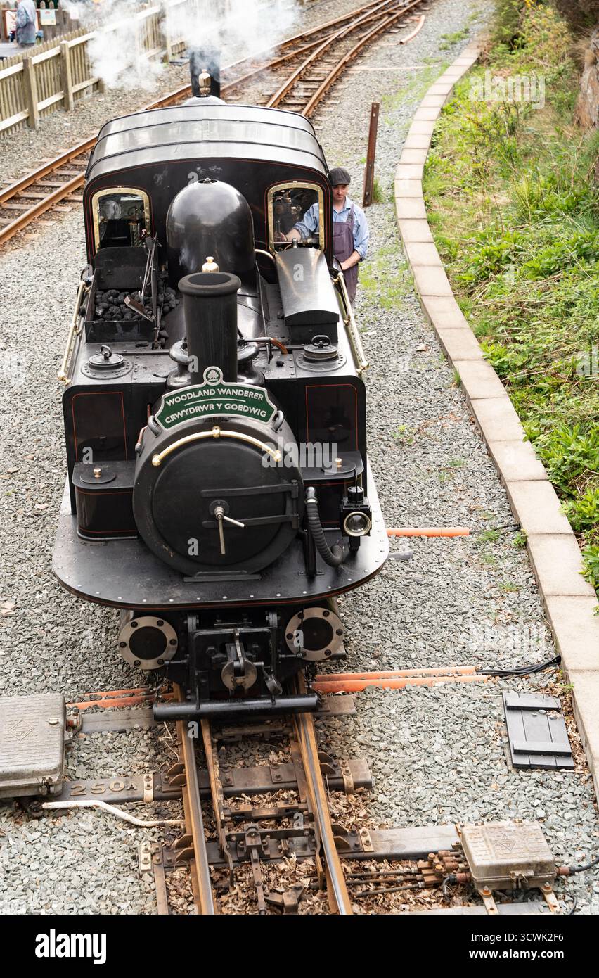 Traditional historic nostalgic transport hi-res stock photography and ...