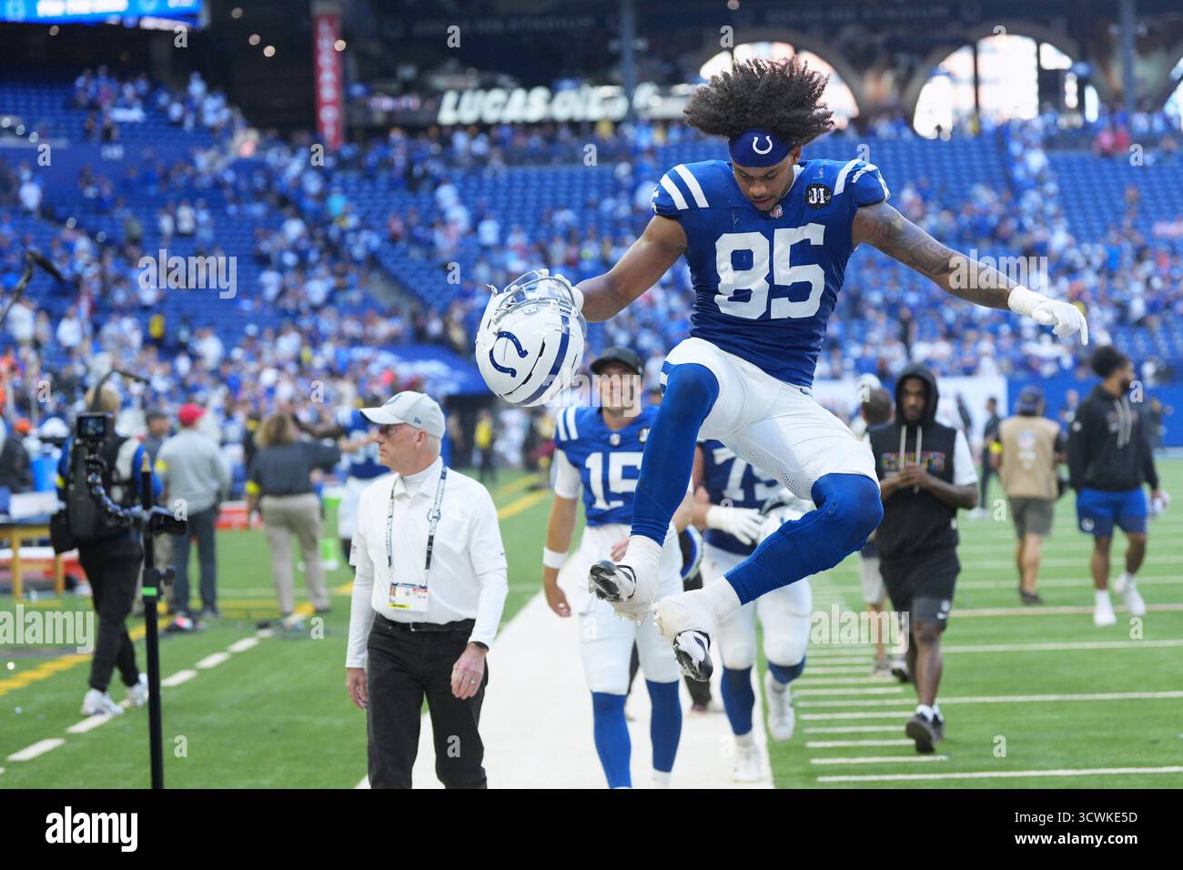 Indianapolis Colts' Andrew Ogletree celebrates after an NFL football ...