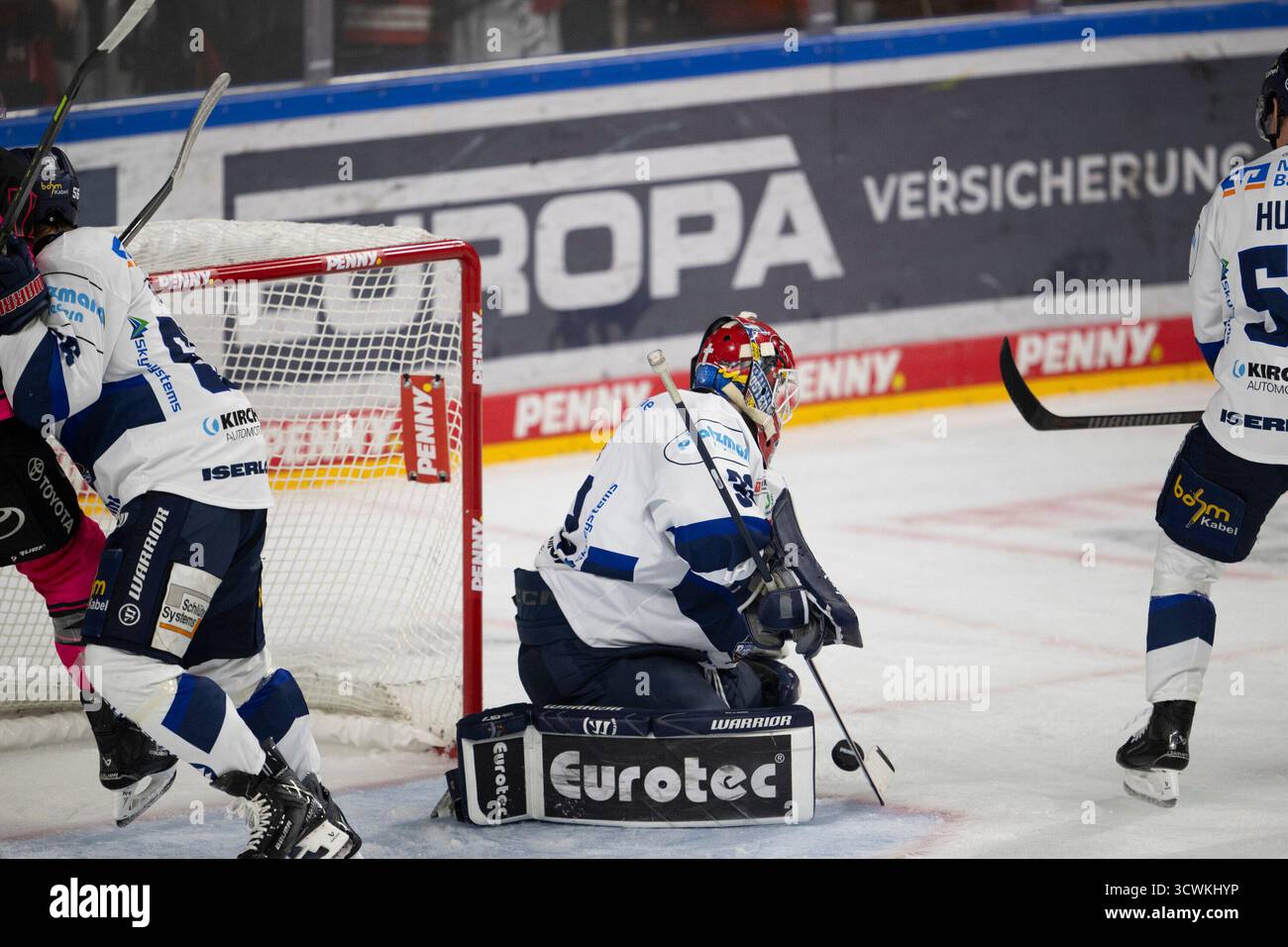 Hendrik Hane (Iserlohn Roosters, #32); PENNY DEL 1; K?lner Haie ...