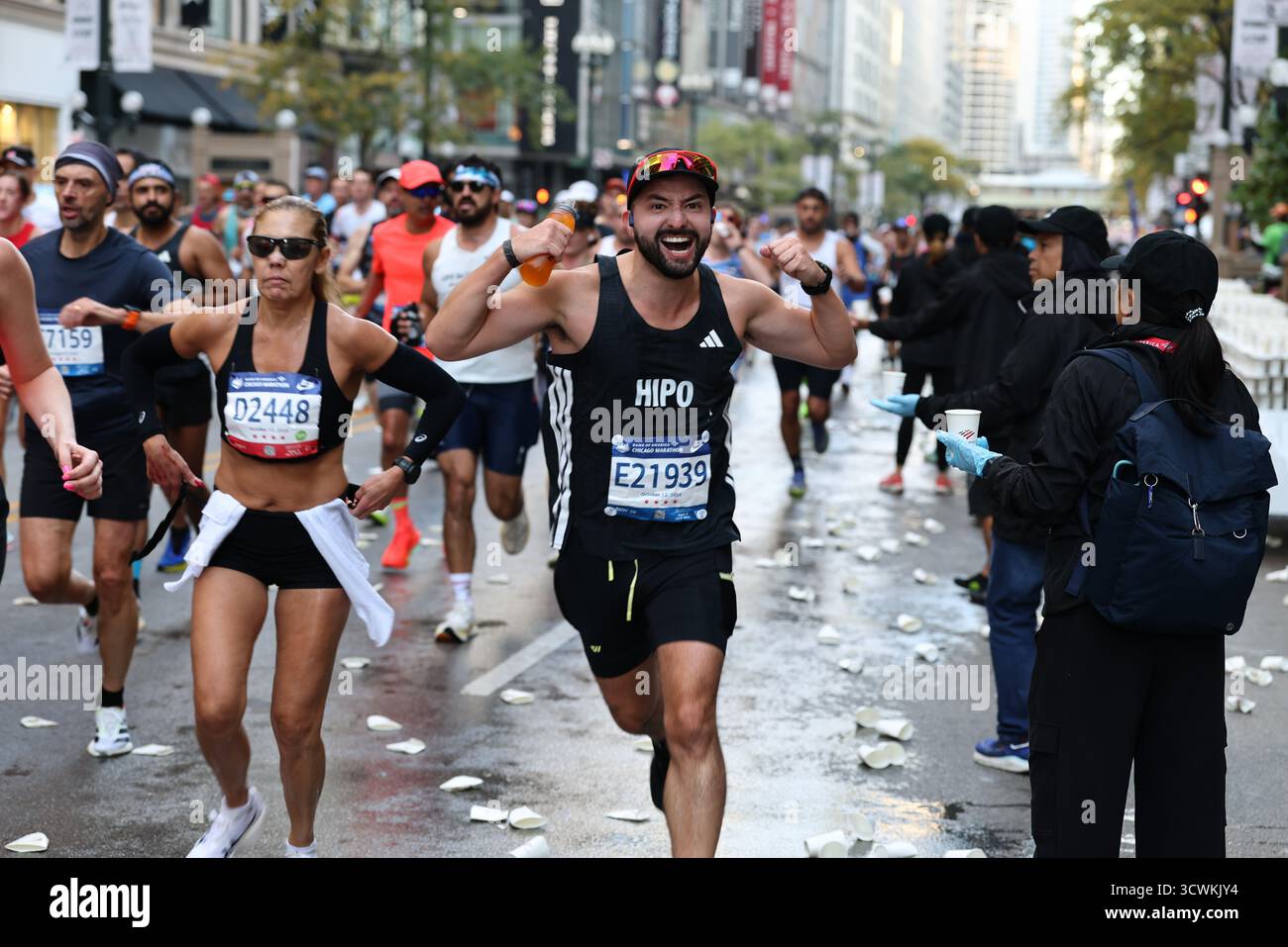 Chicago, Illinois, USA. 12th Oct, 2025. Over 50K runners from every ...
