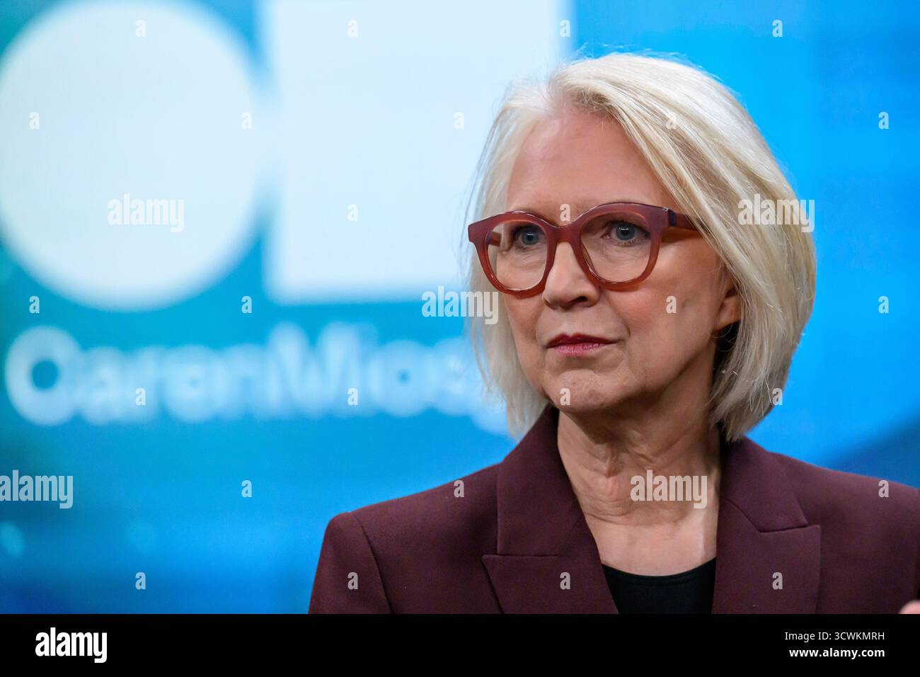 im Bild v.l.: Monika Schnitzer Vorsitzende Sachverständigenrat zur ...