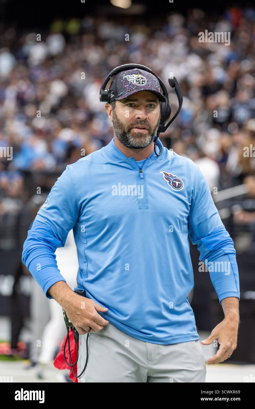 Tennessee Titans head coach Brian Callahan coaches against the Las ...