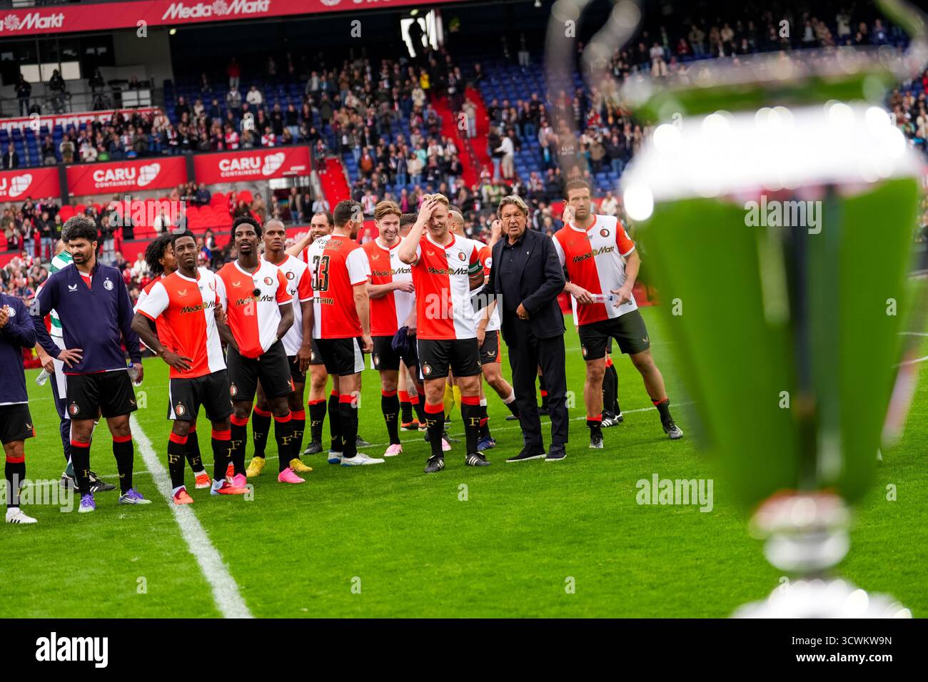 Ben wijnstekers and daryl janmaat hi-res stock photography and images ...