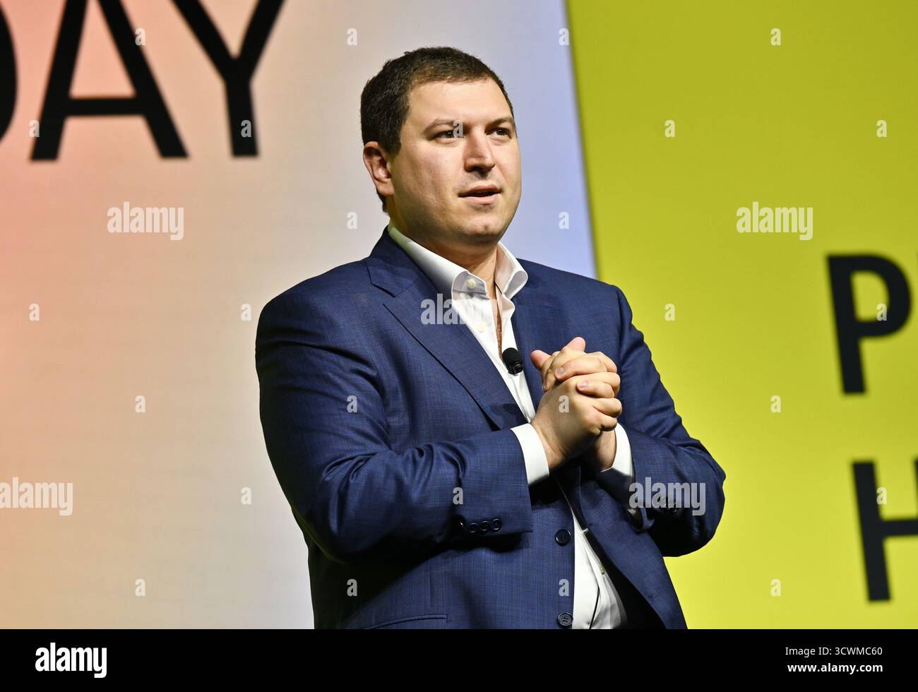 Project Healthy Minds founder and CEO Phillip Schermer speaks at ...