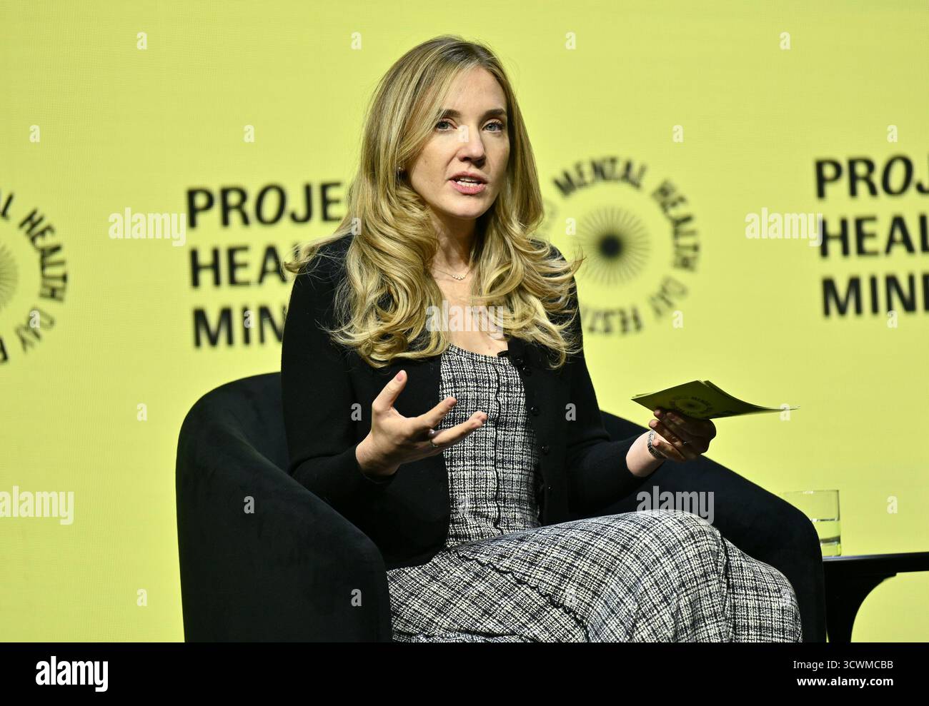 Jiore Craig speaks at Project Healthy Minds' World Mental Health Day ...