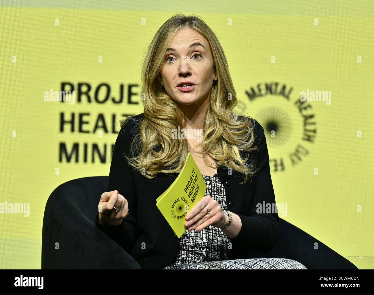 Jiore Craig speaks at Project Healthy Minds' World Mental Health Day ...