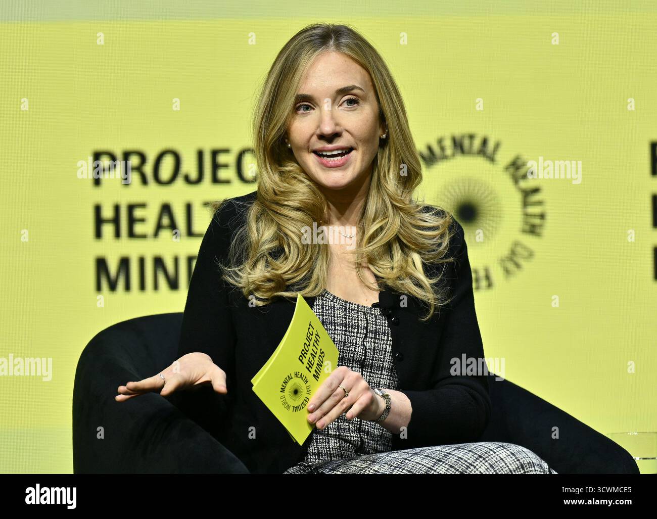 Jiore Craig speaks at Project Healthy Minds' World Mental Health Day ...
