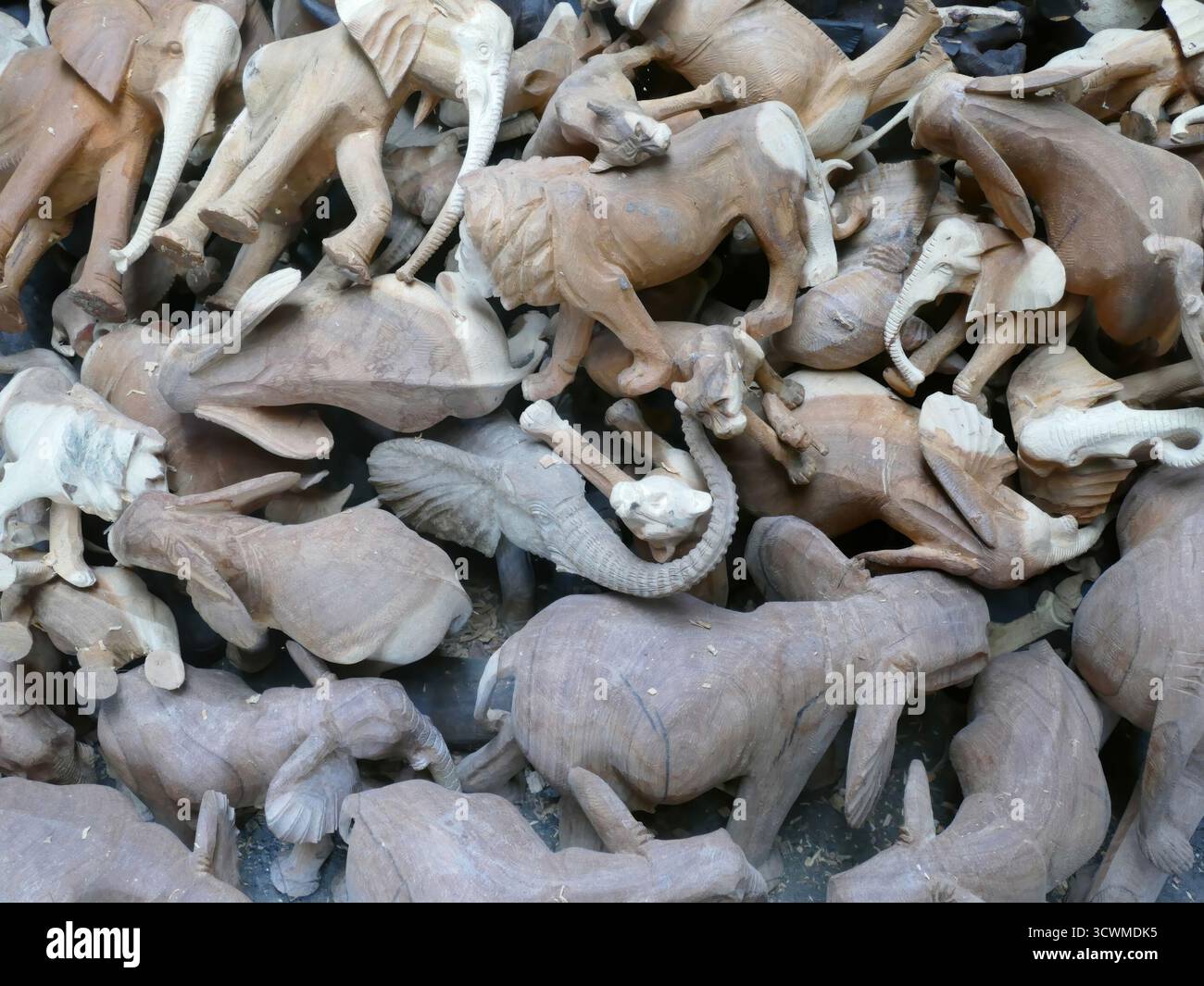 Carving rhinos hi-res stock photography and images - Alamy