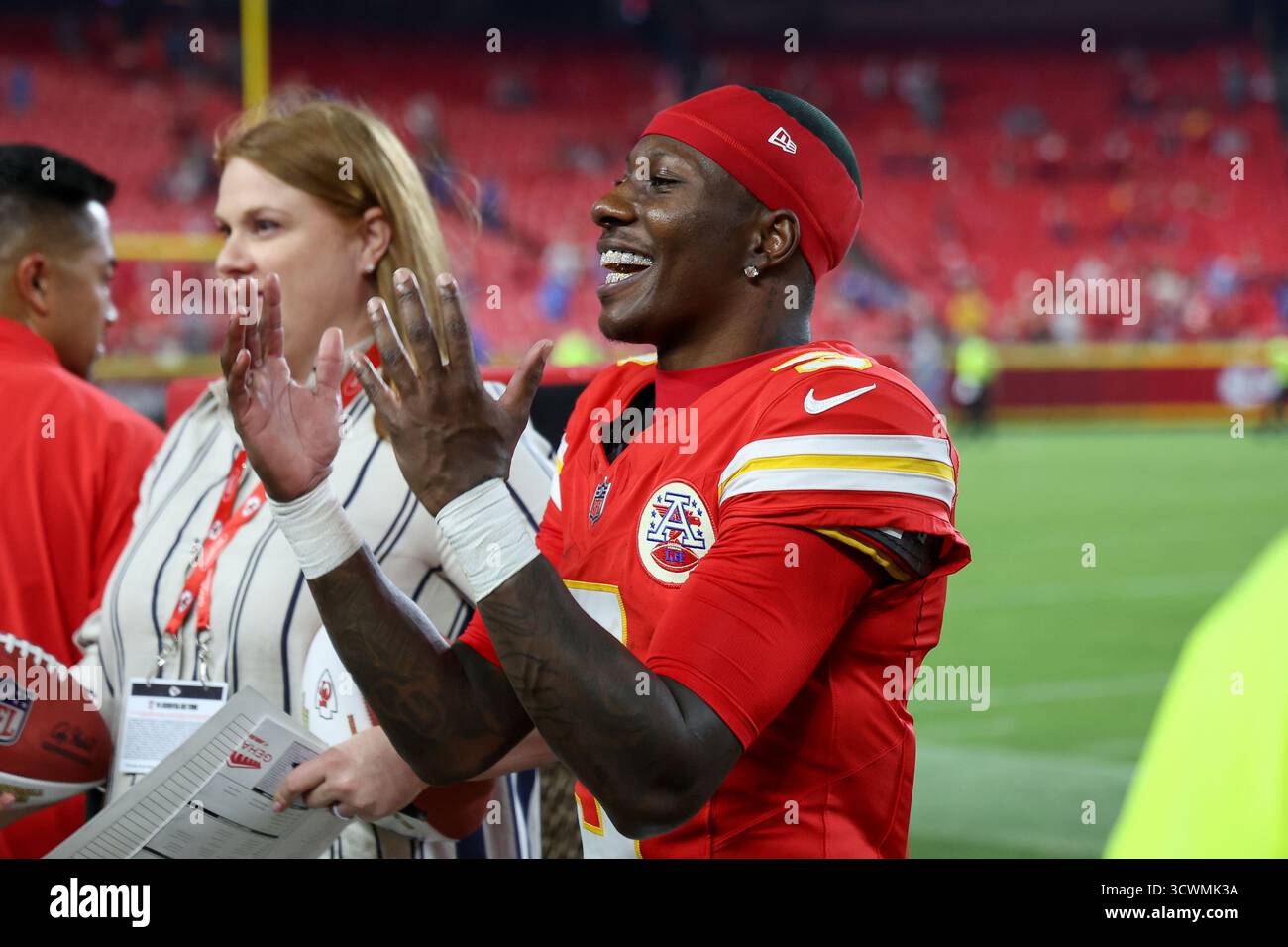 Kansas City, MO, USA. 12th Oct, 2025. Kansas City Chiefs wide receiver ...