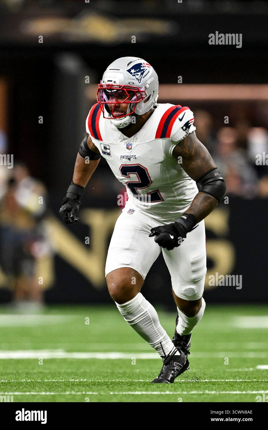 New England Patriots linebacker Harold Landry III (2) defends in ...