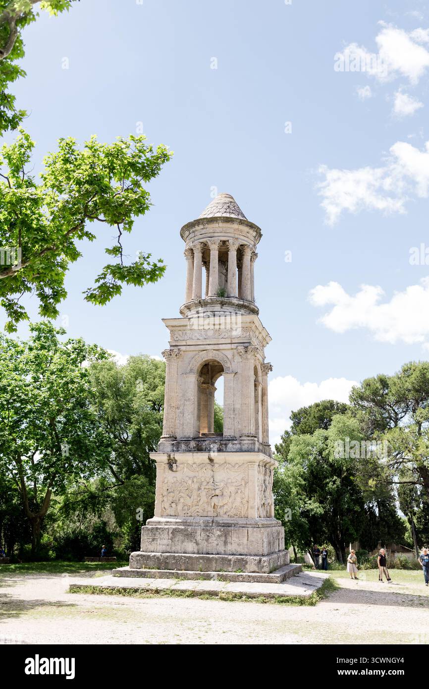 Glanum arch hi-res stock photography and images - Alamy