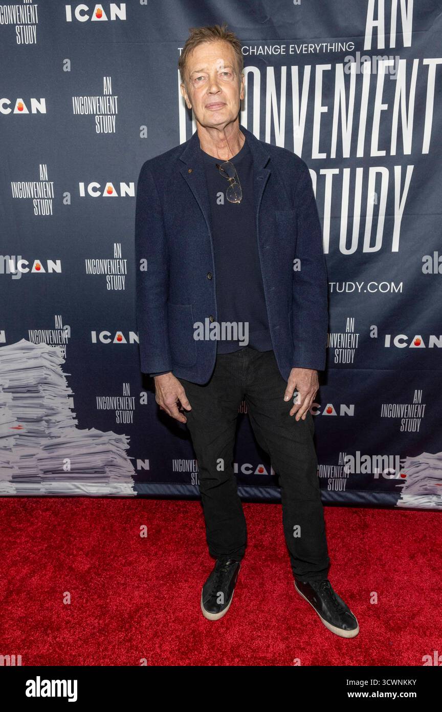 Andrew Wakefield bei der Weltpremniere des Dokumentarfilms An ...