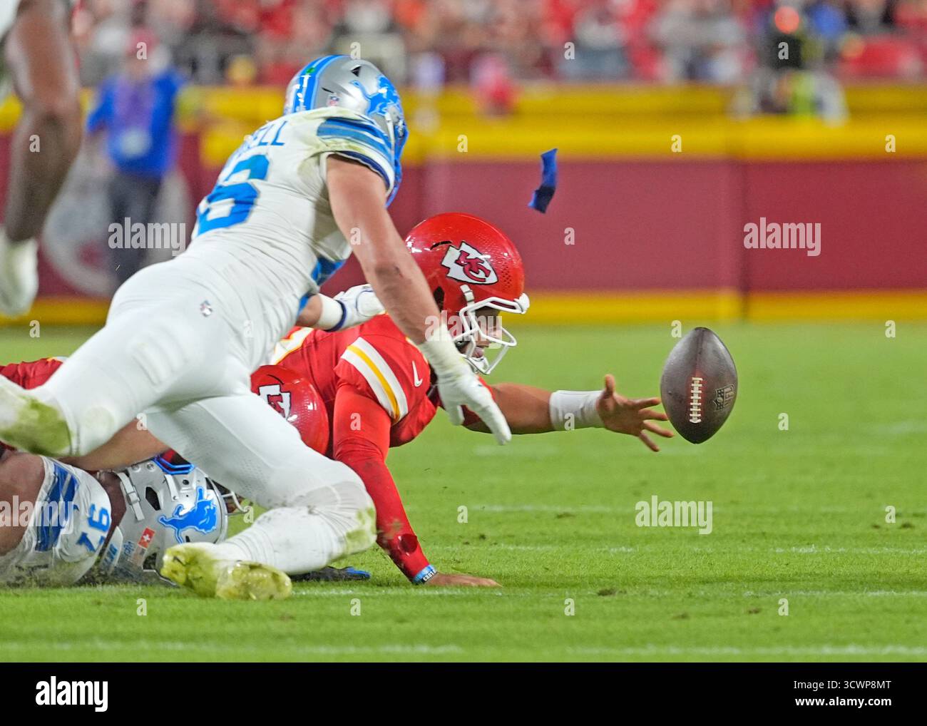 Kansas City, United States. 12th Oct, 2025. Kansas City Chiefs ...
