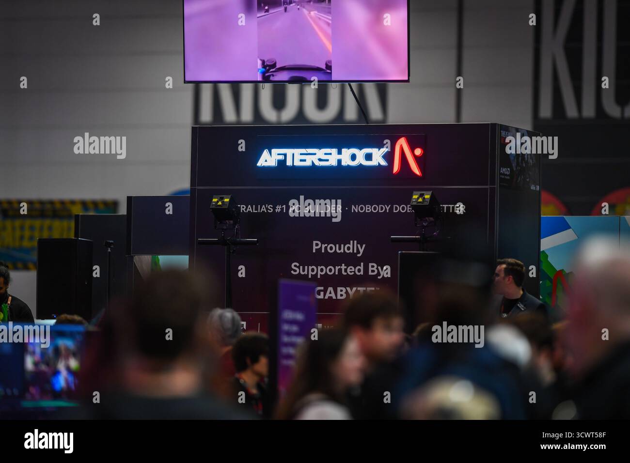 Gaming pc builder hi-res stock photography and images - Alamy
