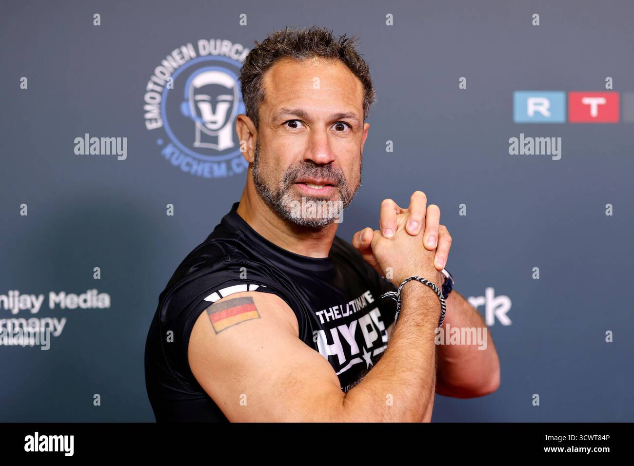 Musiker Evil Jared / Jared Hasselhoff bei The Ultimate Hype Box-Event live in der Rudolf-Weber ...