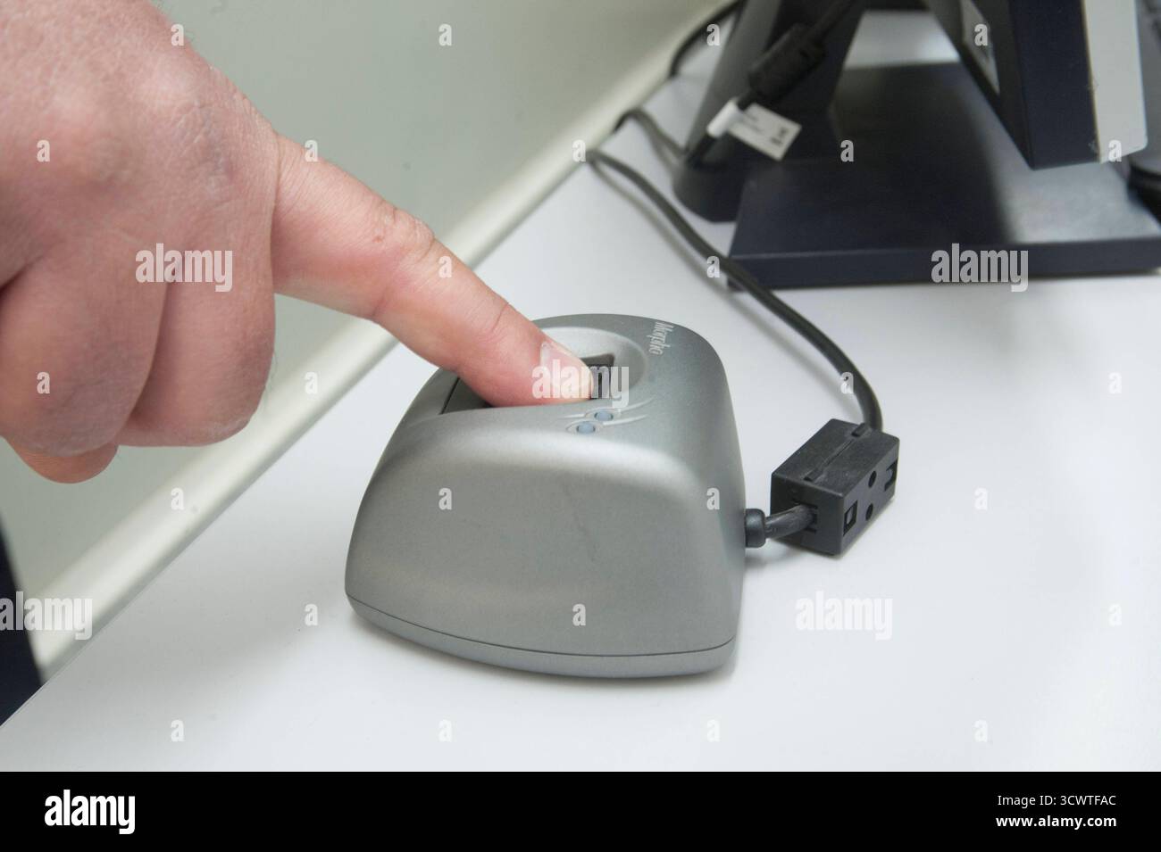 securing a fingerprint in forensics, making a fingerprint visible in ...