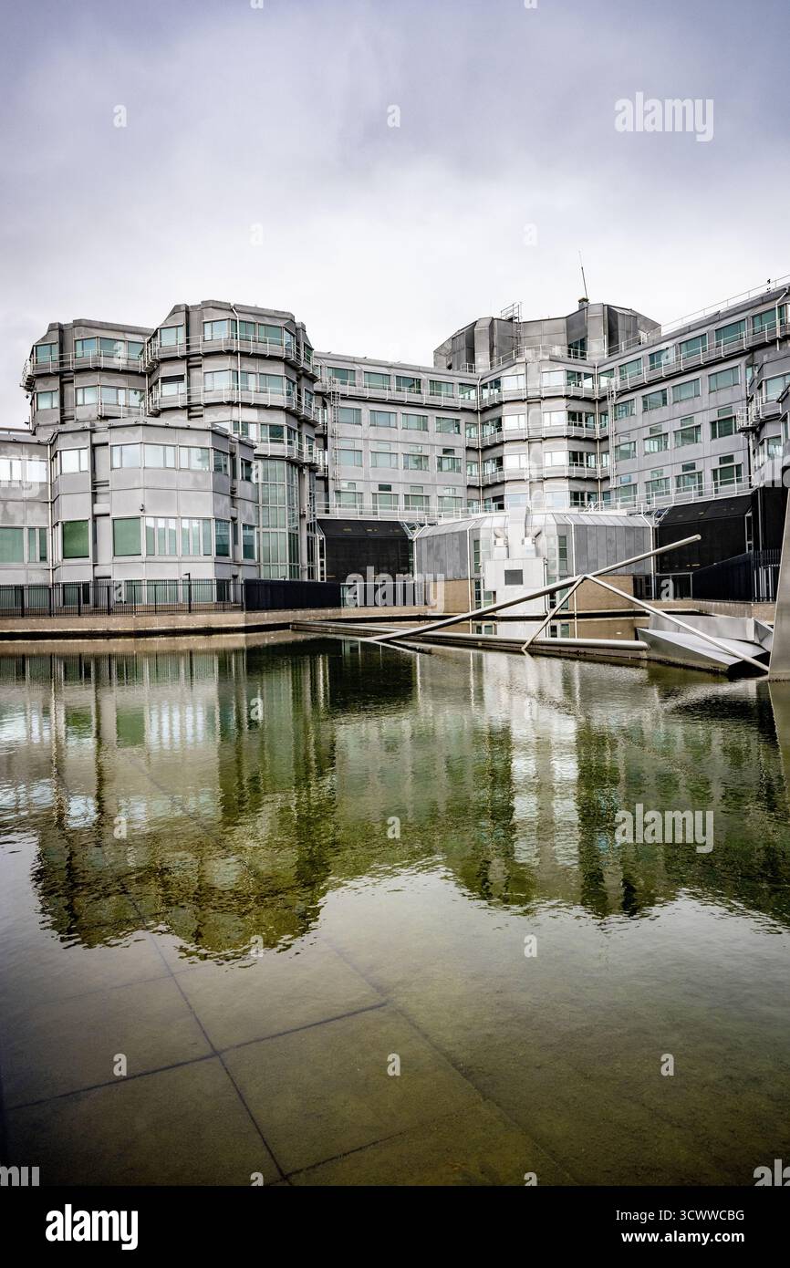 ZOETERMEER - The headquarters of the General Intelligence and Security ...