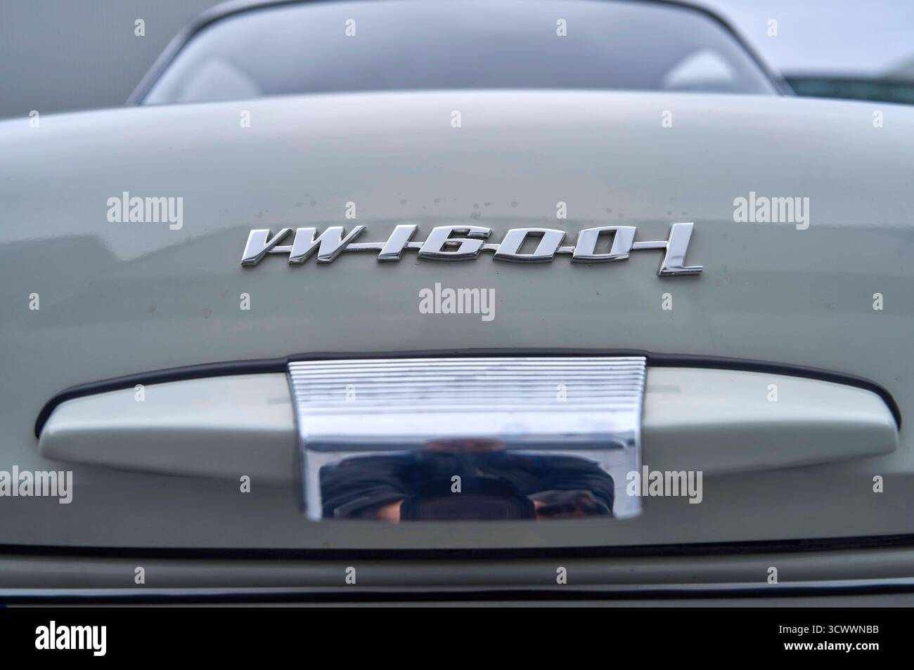 VW 1600 L auf der Erlebnis- und Einkaufsmesse infa 2025 auf dem ...