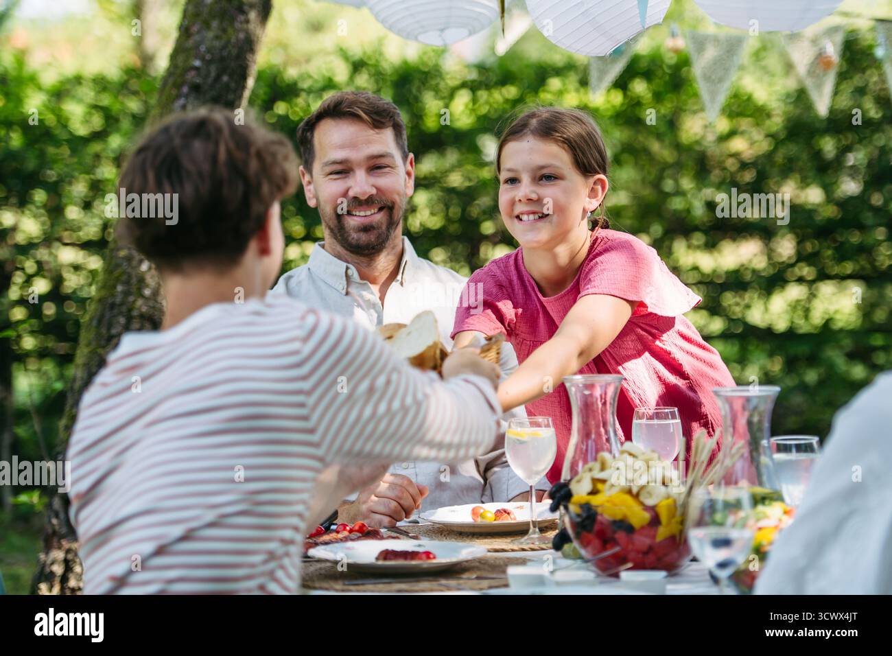 Generation lunch family reunion hi-res stock photography and images - Alamy