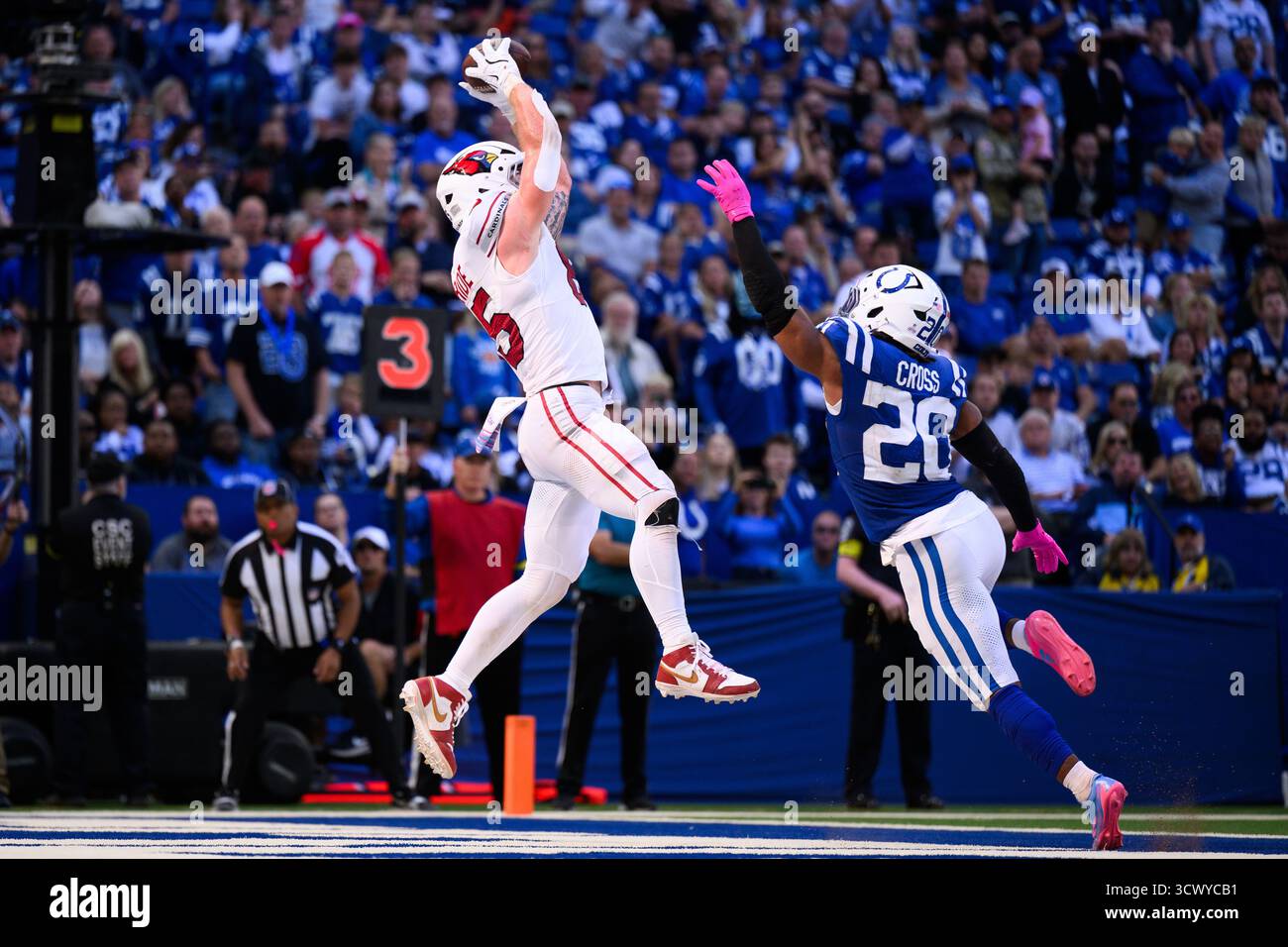 Arizona Cardinals tight end Trey McBride (85) catches a touchdown pass ...