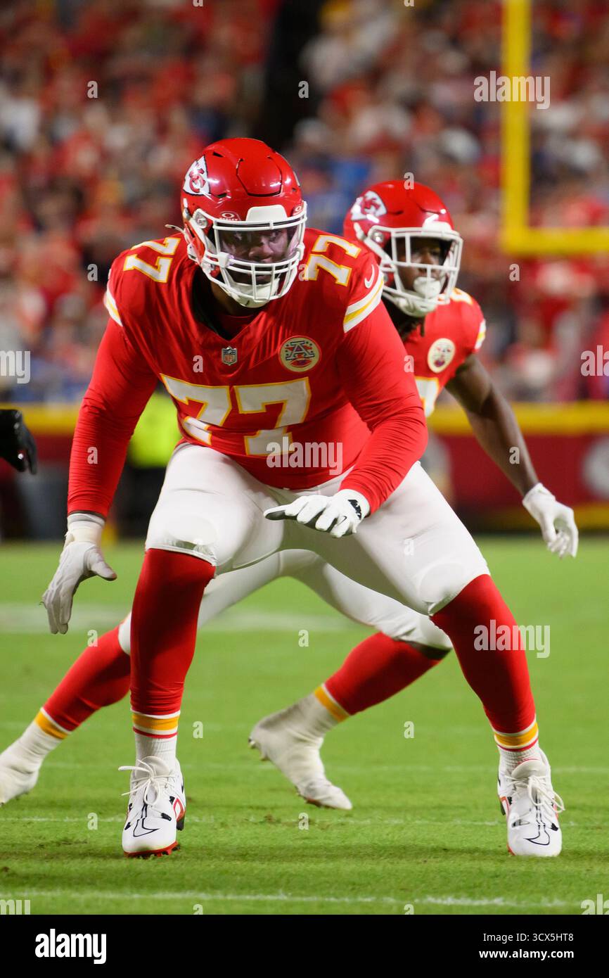 Kansas City Chiefs offensive tackle Jaylon Moore looks to block during ...