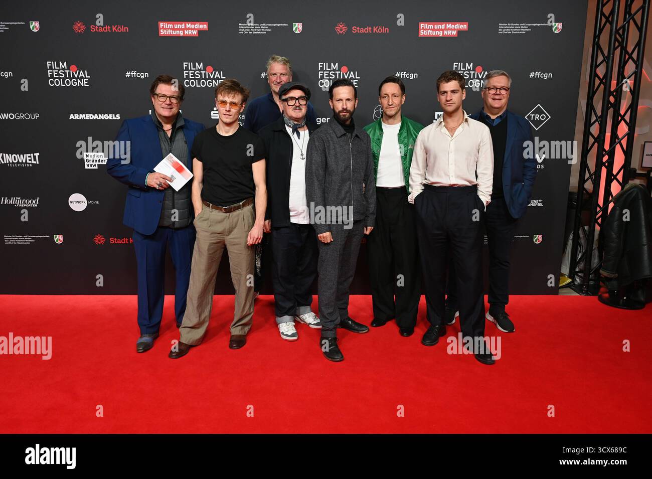 Gruppenbild mit den Schauspieler Francis Fulton Smith, l-r, Max ...