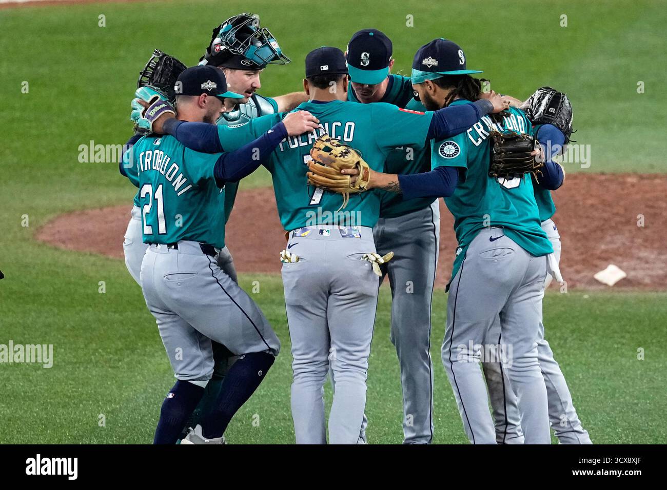 The Seattle Mariners celebrate after Game 2 of baseball's American ...