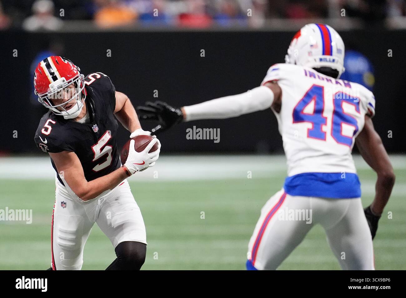 Atlanta Falcons wide receiver Drake London (5) runs after a catch ...