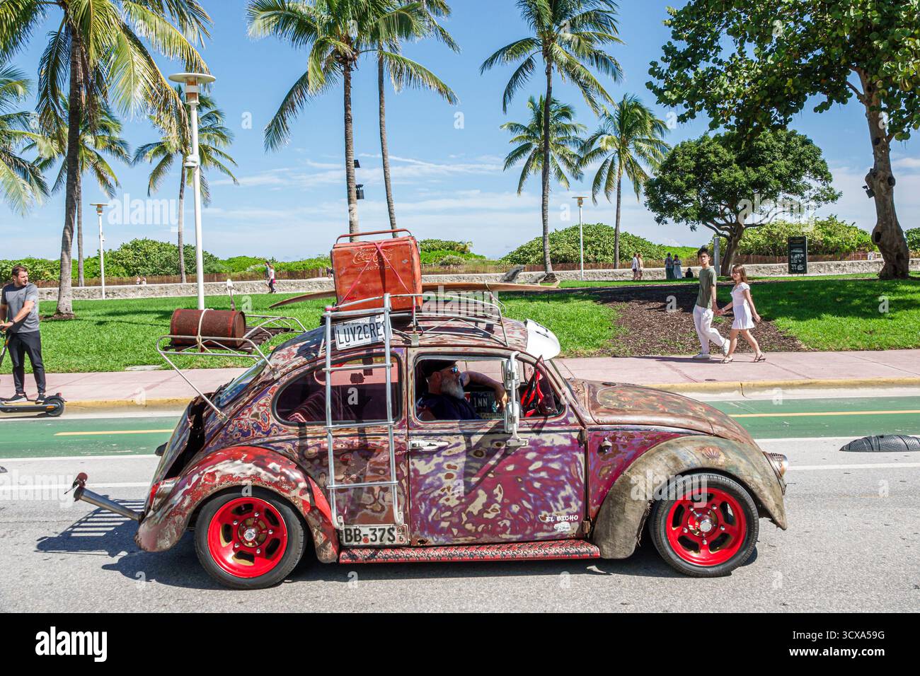 Patina finish red wheels hi-res stock photography and images - Alamy