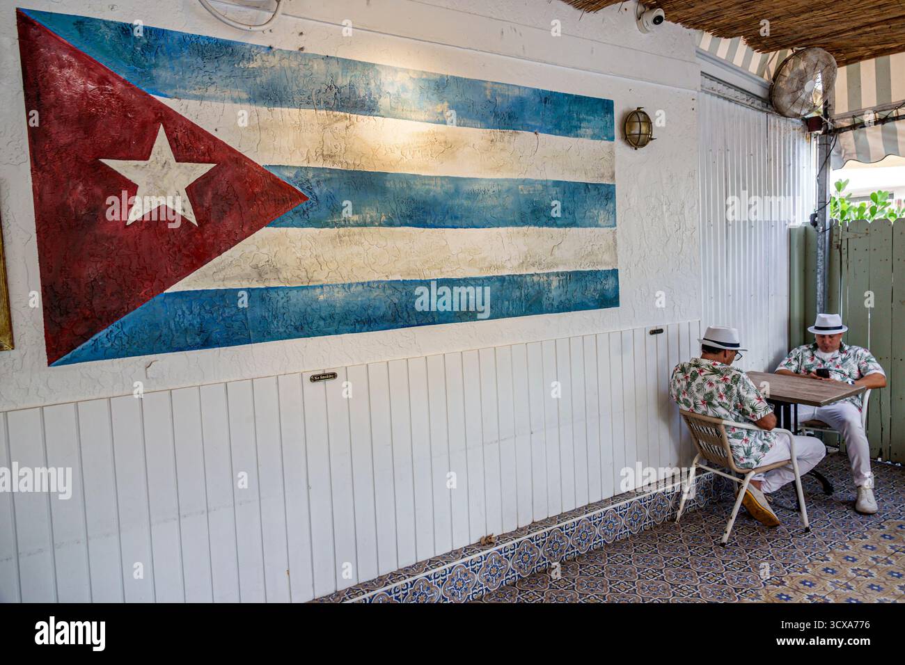 Caribbean influence hospitality dining area hi-res stock photography ...