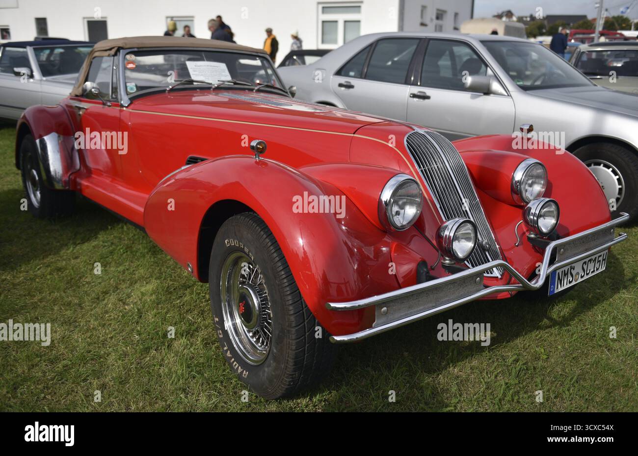 The very rare luxury sports car, vintage car, sports car, SCEPTRE 6.6S ...