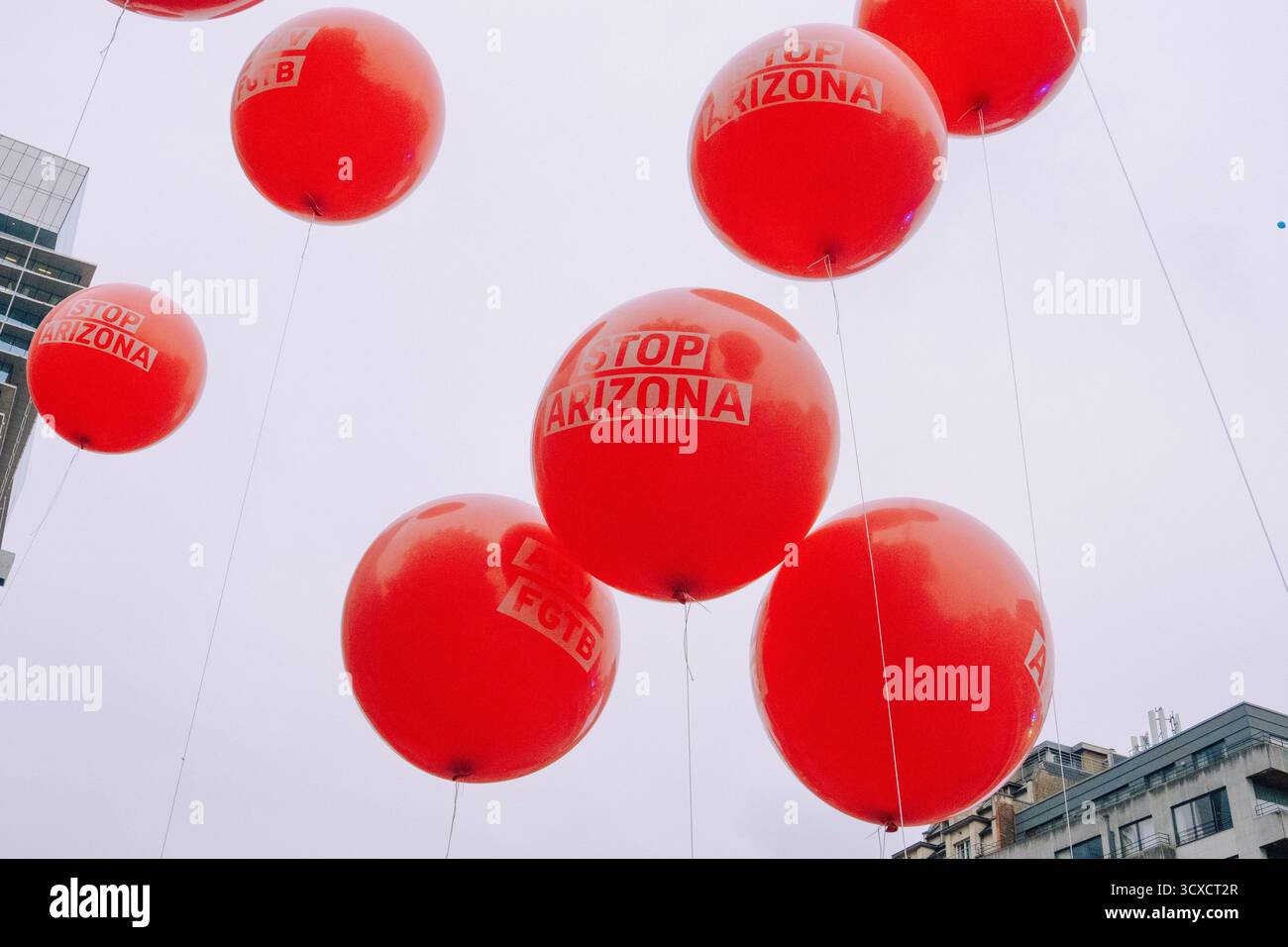 Brussels, Belgium. 14th Oct, 2025. Red balloons pictured during a joint ...