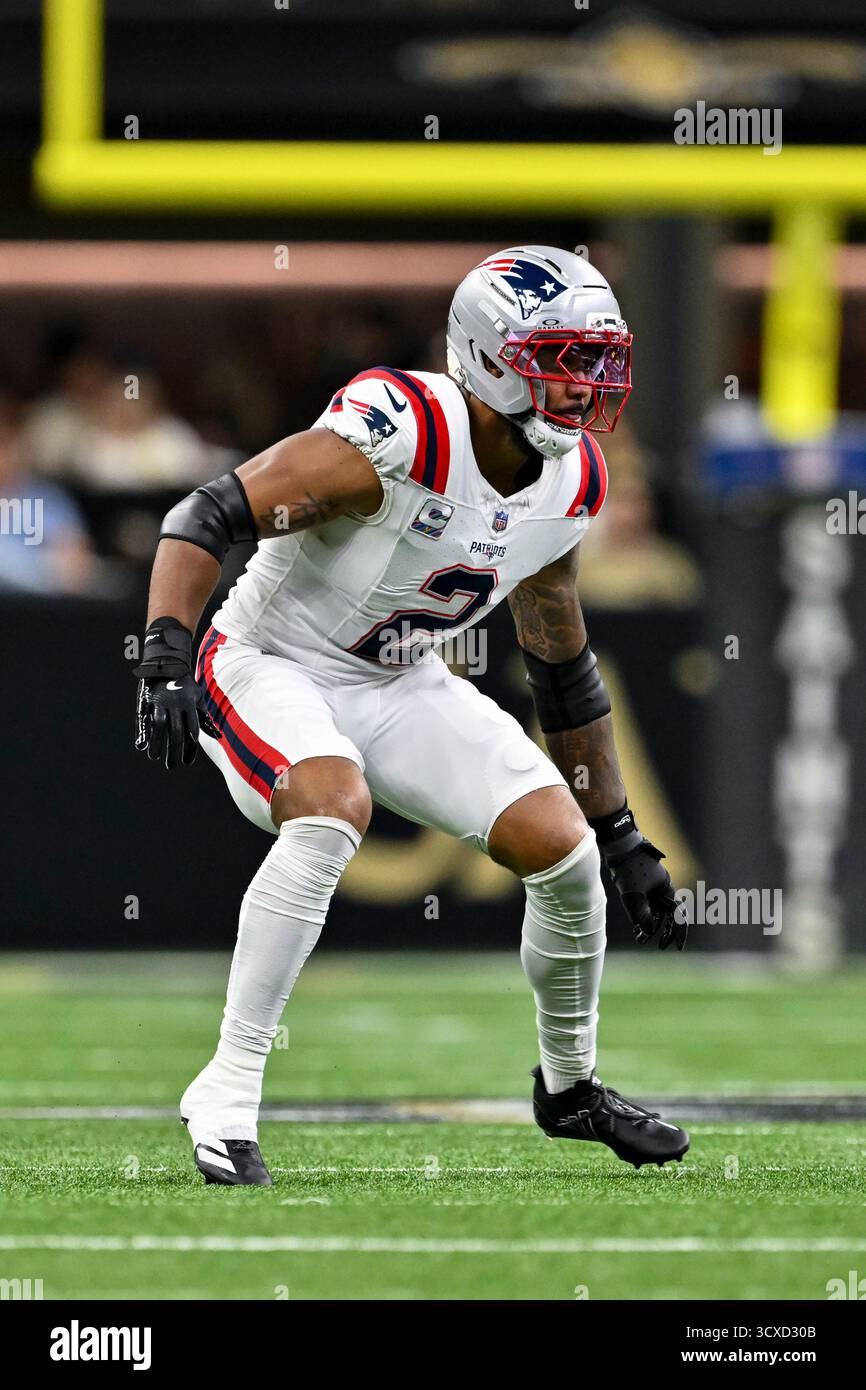 New England Patriots linebacker Harold Landry III (2) defends in ...