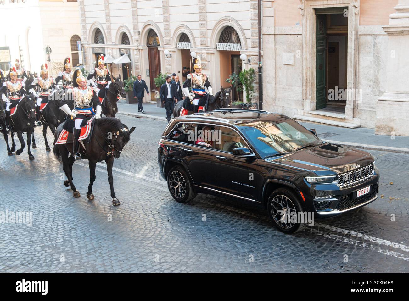 Papa leone 14 hi-res stock photography and images - Alamy