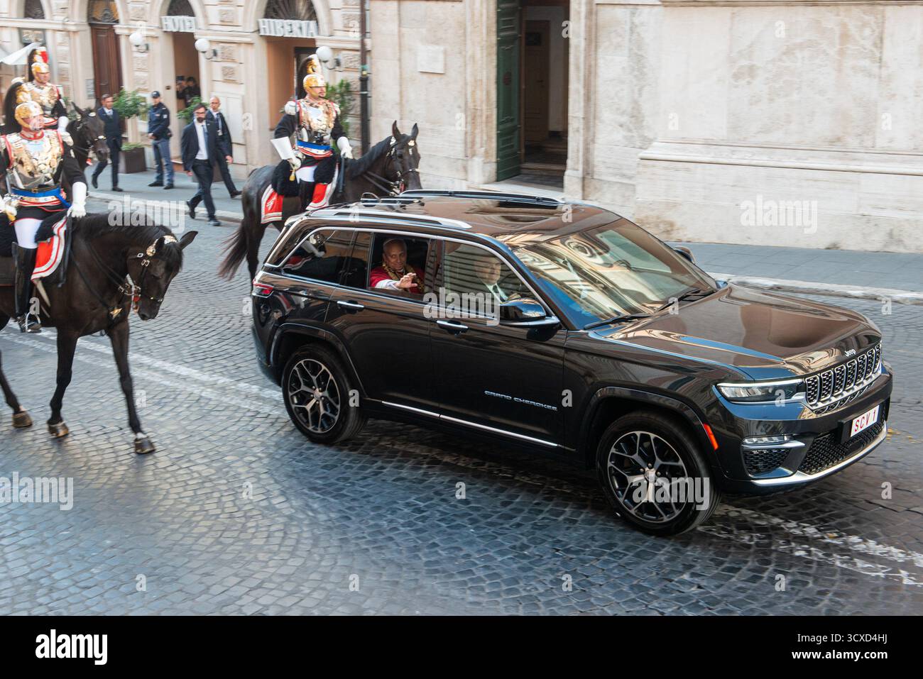 Papa leone 14 hi-res stock photography and images - Alamy