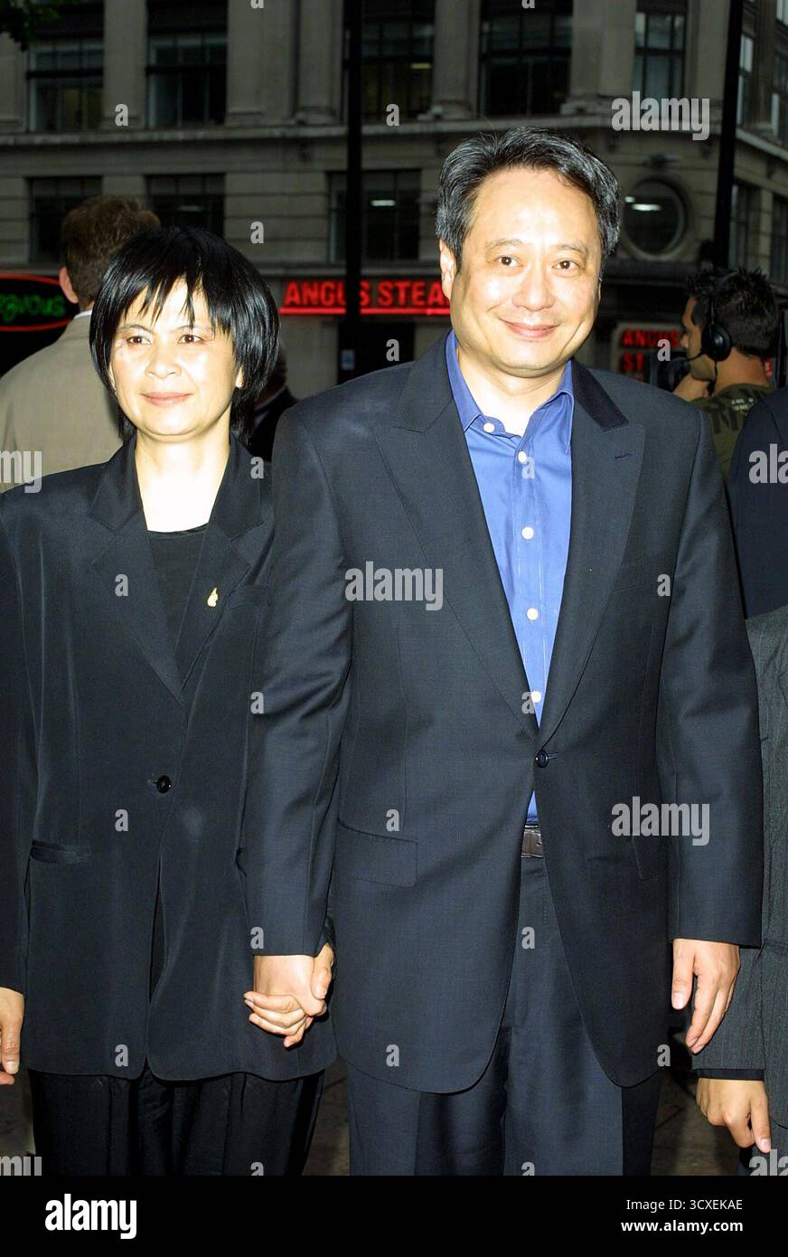 Ang Lee and wife at The Hulk premiere, London - 03/07/03 Stock Photo ...