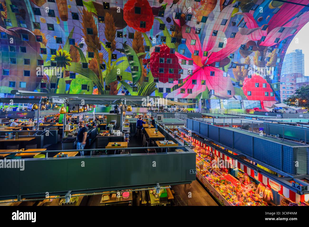 Rotterdam, Markthalle, Winy Maas und MVRDV, 2014, Deckengemälde Hoorn ...