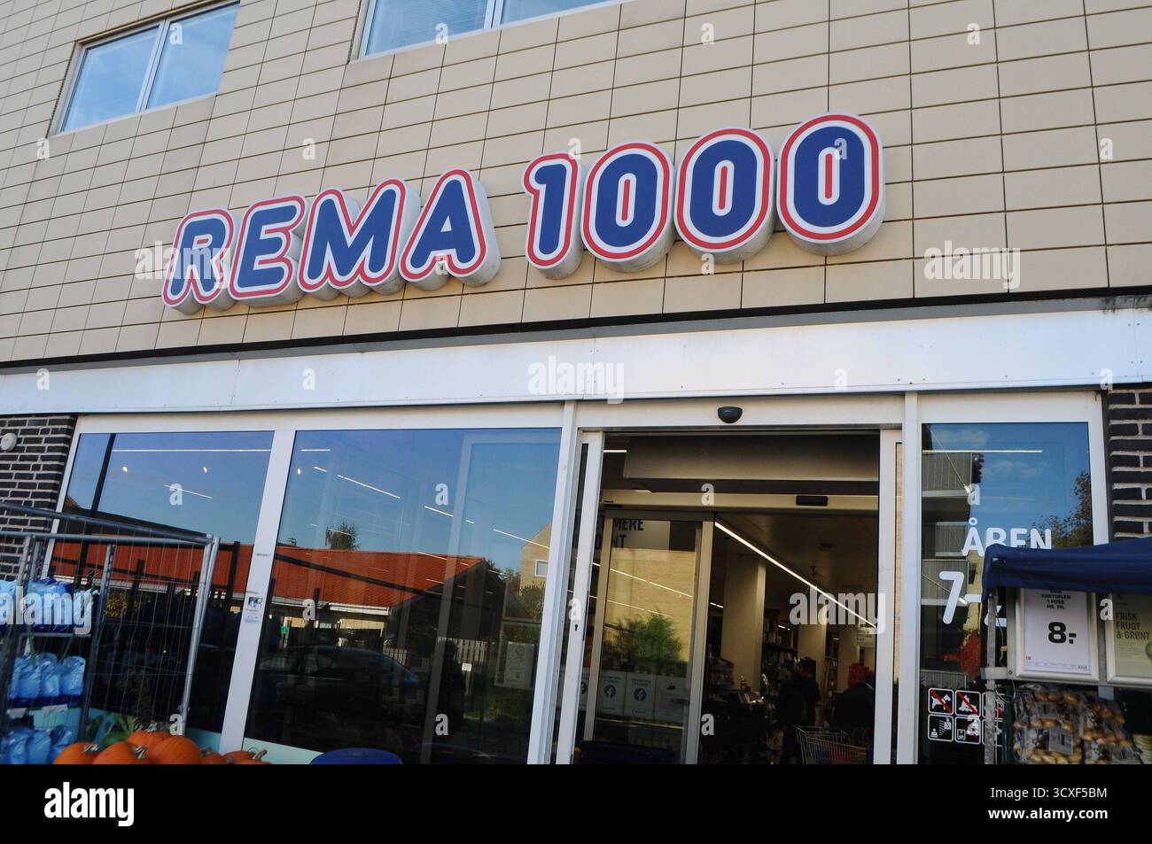 Copenhagen/ Denmark/4 OCTOBER 2025/Rema 1000 chain grocery store in ...