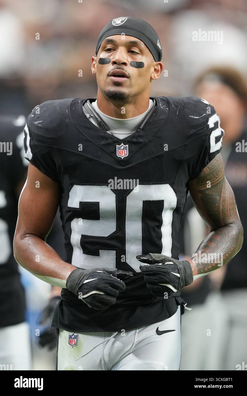 Las Vegas Raiders safety Isaiah Pola-Mao (20) before an NFL football ...