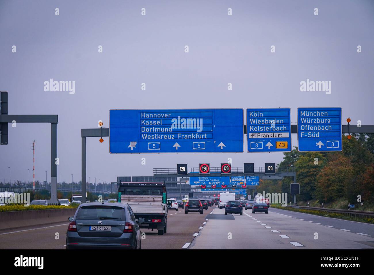 Verkehrsdrehkreuz hi-res stock photography and images - Alamy