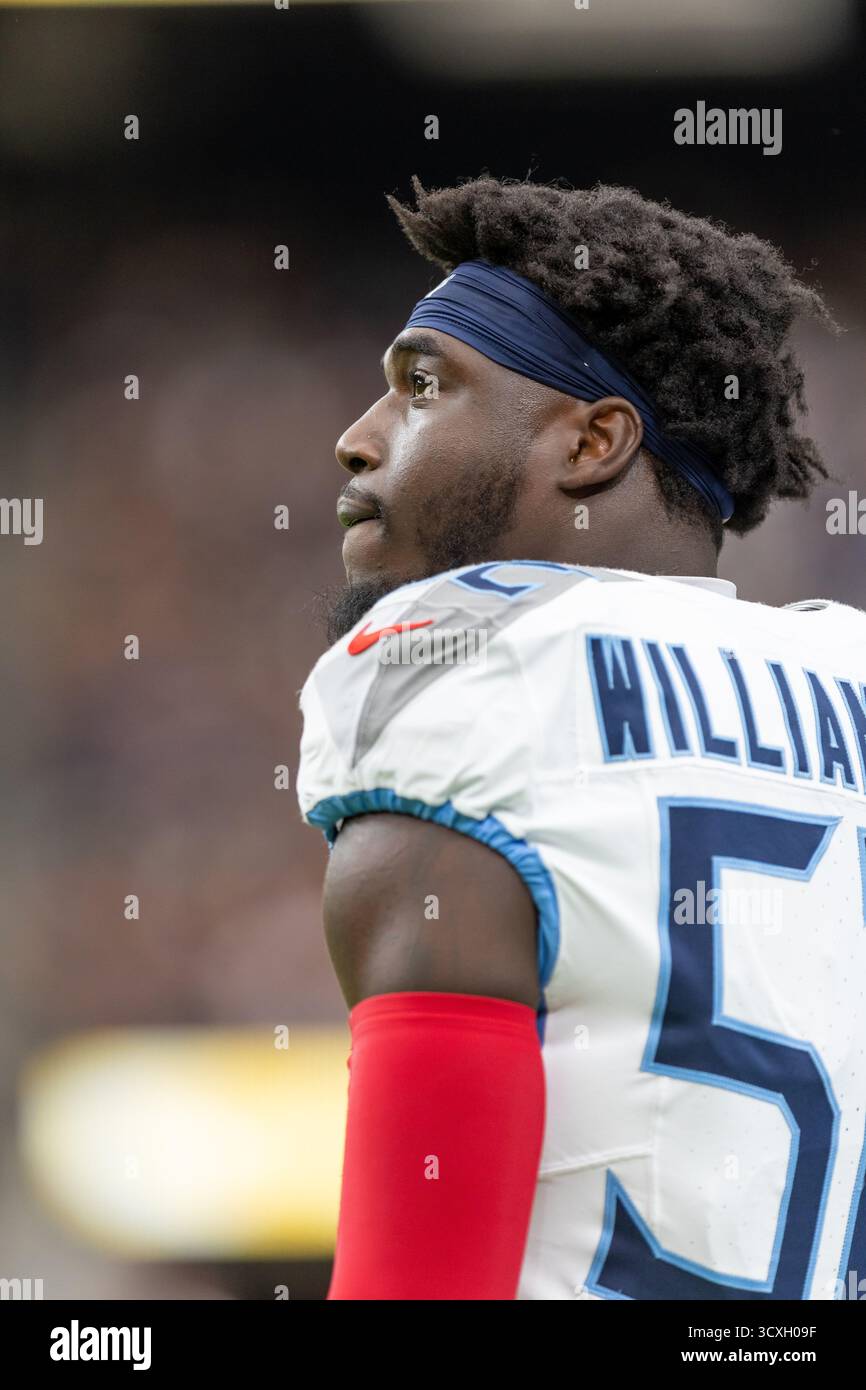 Tennessee Titans linebacker James Williams (55) against the Las Vegas ...