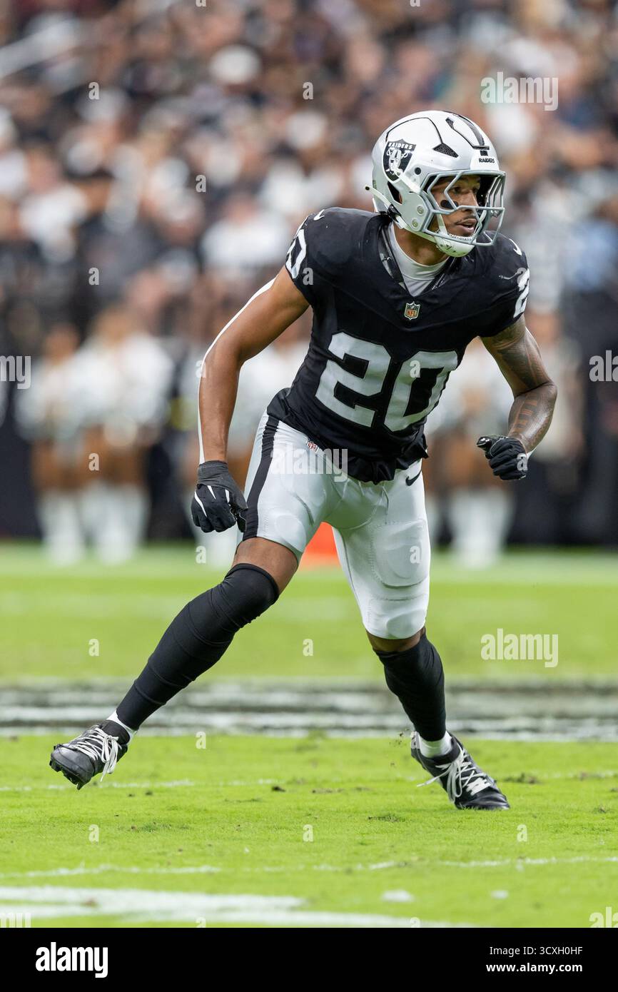 Las Vegas Raiders safety Isaiah Pola-Mao (20) against the Tennessee ...