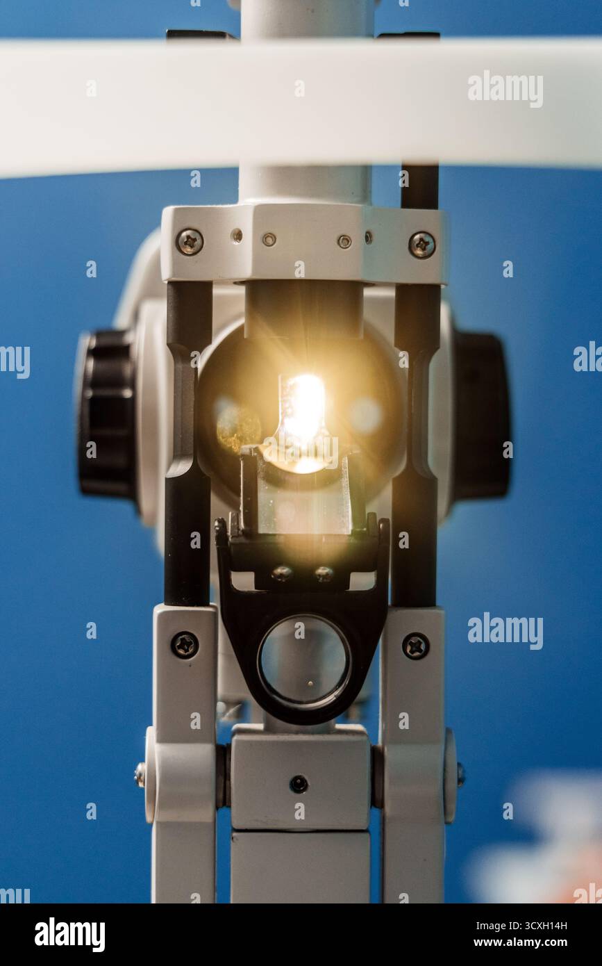 Advanced ophthalmic examination device hi-res stock photography and ...