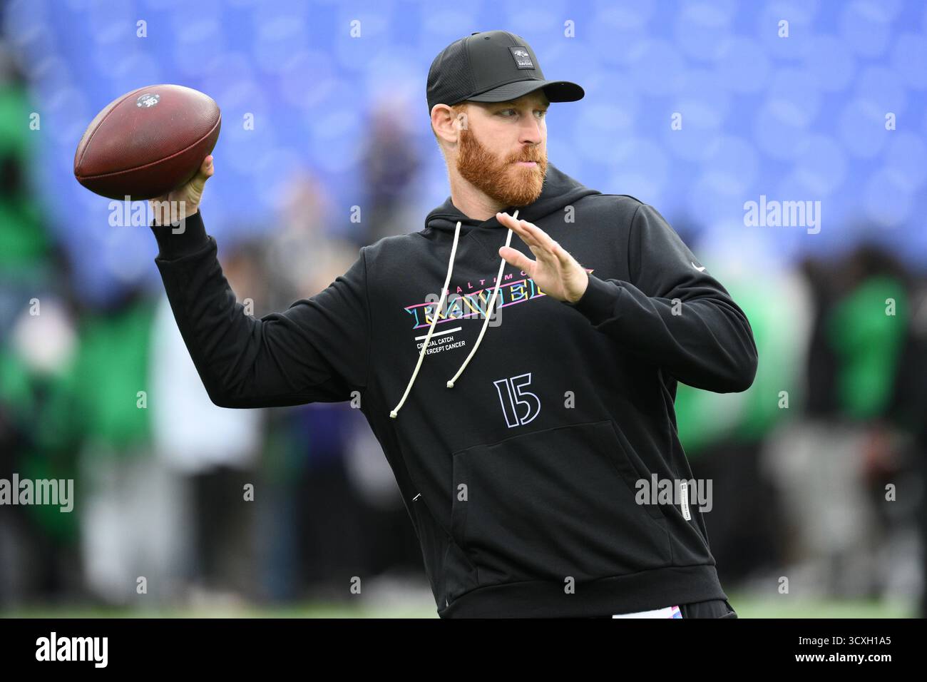 Baltimore Ravens quarterback Cooper Rush (15) warms up before an NFL ...