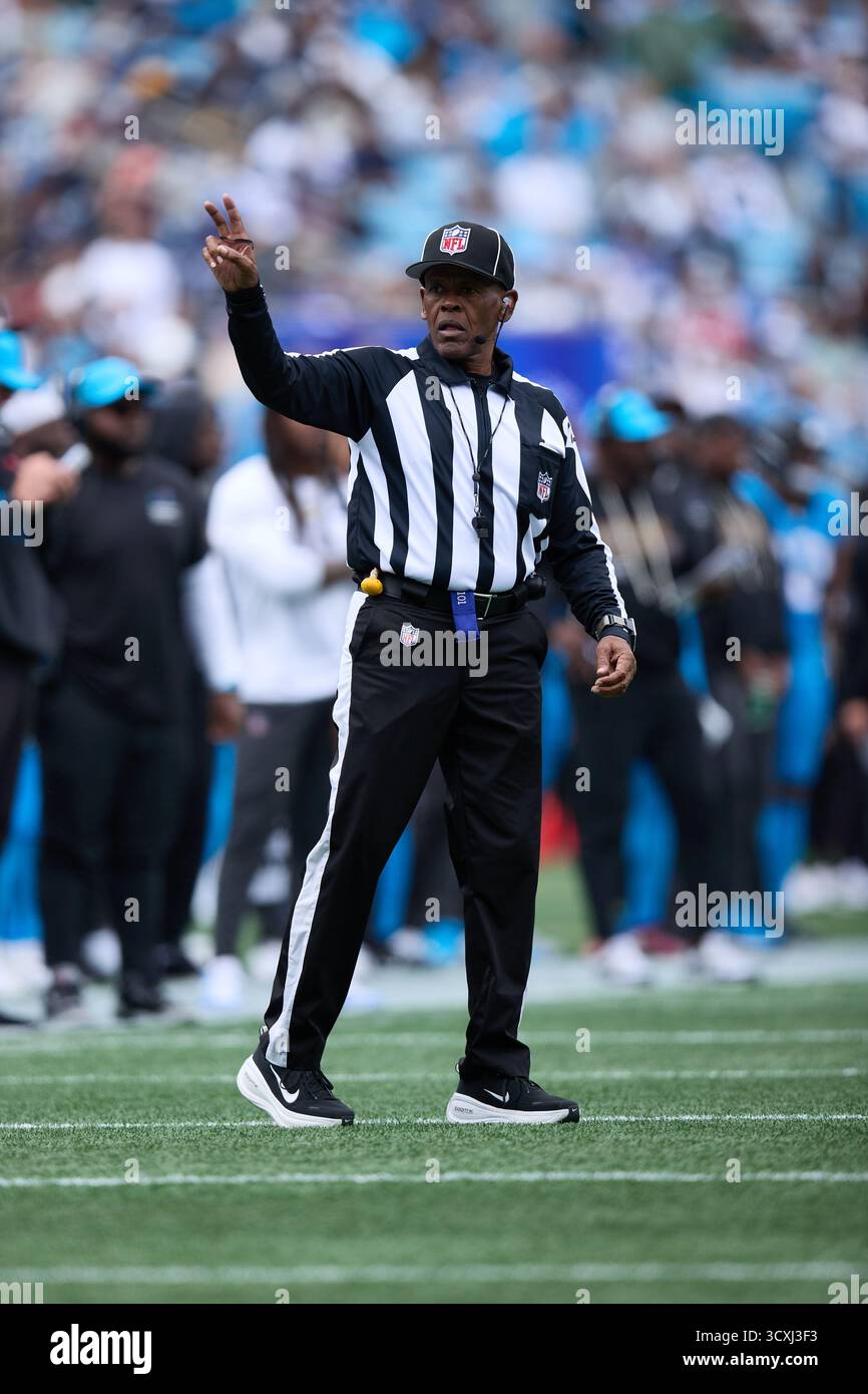 Line judge Carl Johnson (101) at work during an NFL football game ...