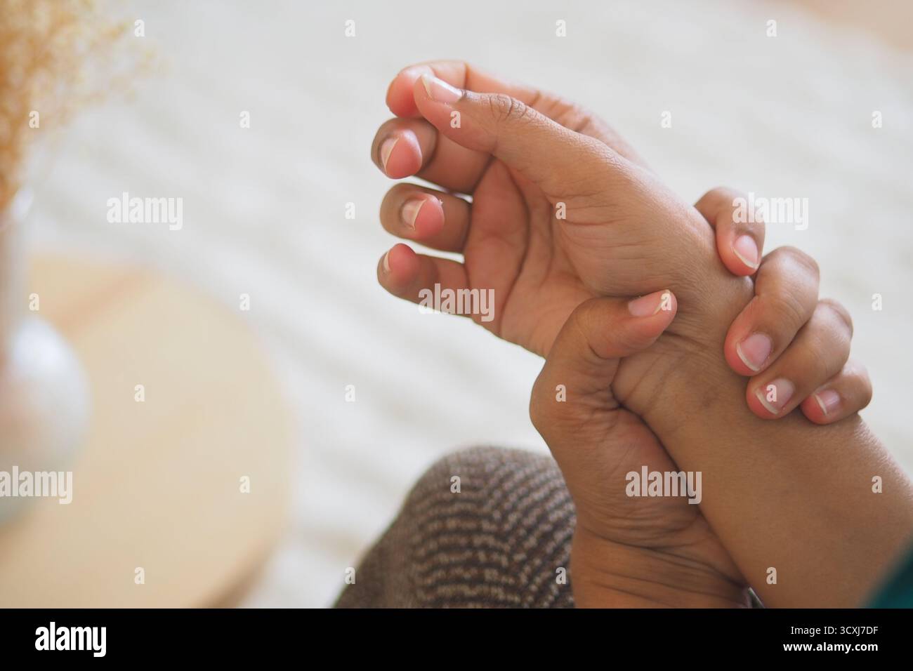 Wrist ergonomics hi-res stock photography and images - Alamy