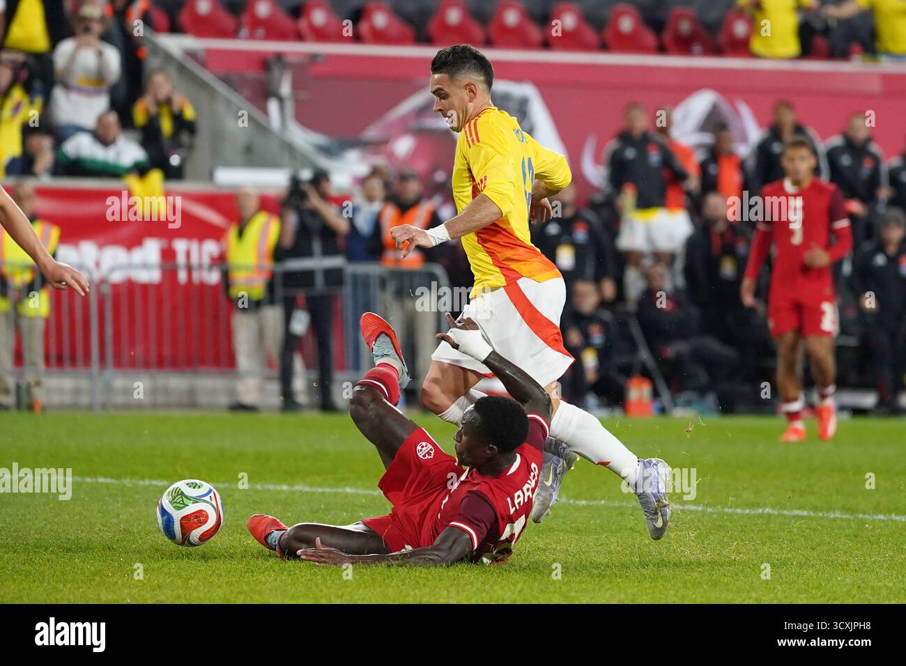 Harrison, United States. 14th Oct, 2025. Rafael Santos Borré #19 of ...