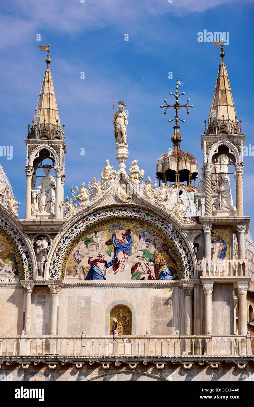 St mark's basilica facade hi-res stock photography and images - Alamy