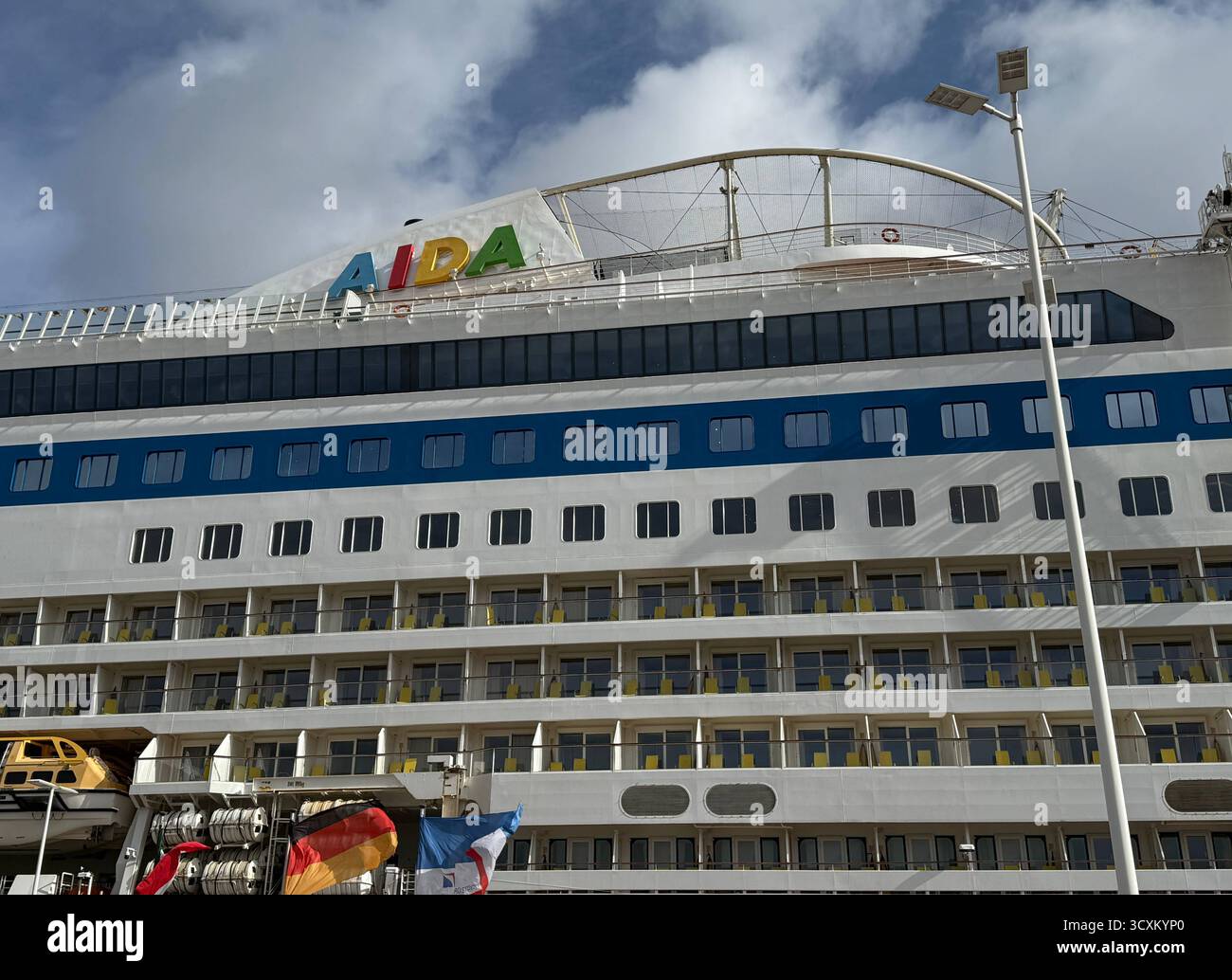 Kreuzfahrtschiff foto hi-res stock photography and images - Alamy