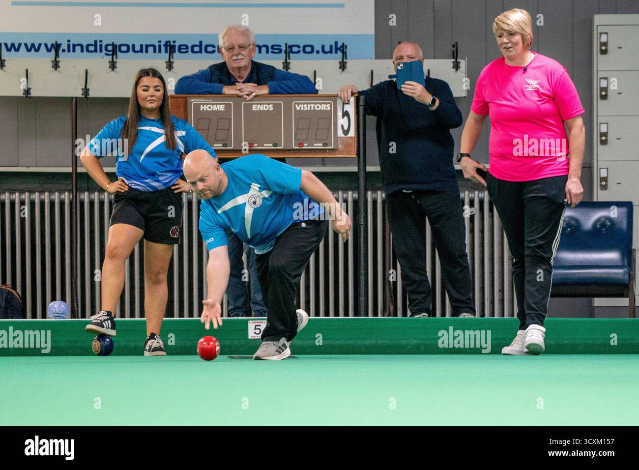 World champion bowler Stewart Anderson during an indoor bowls lesson at ...